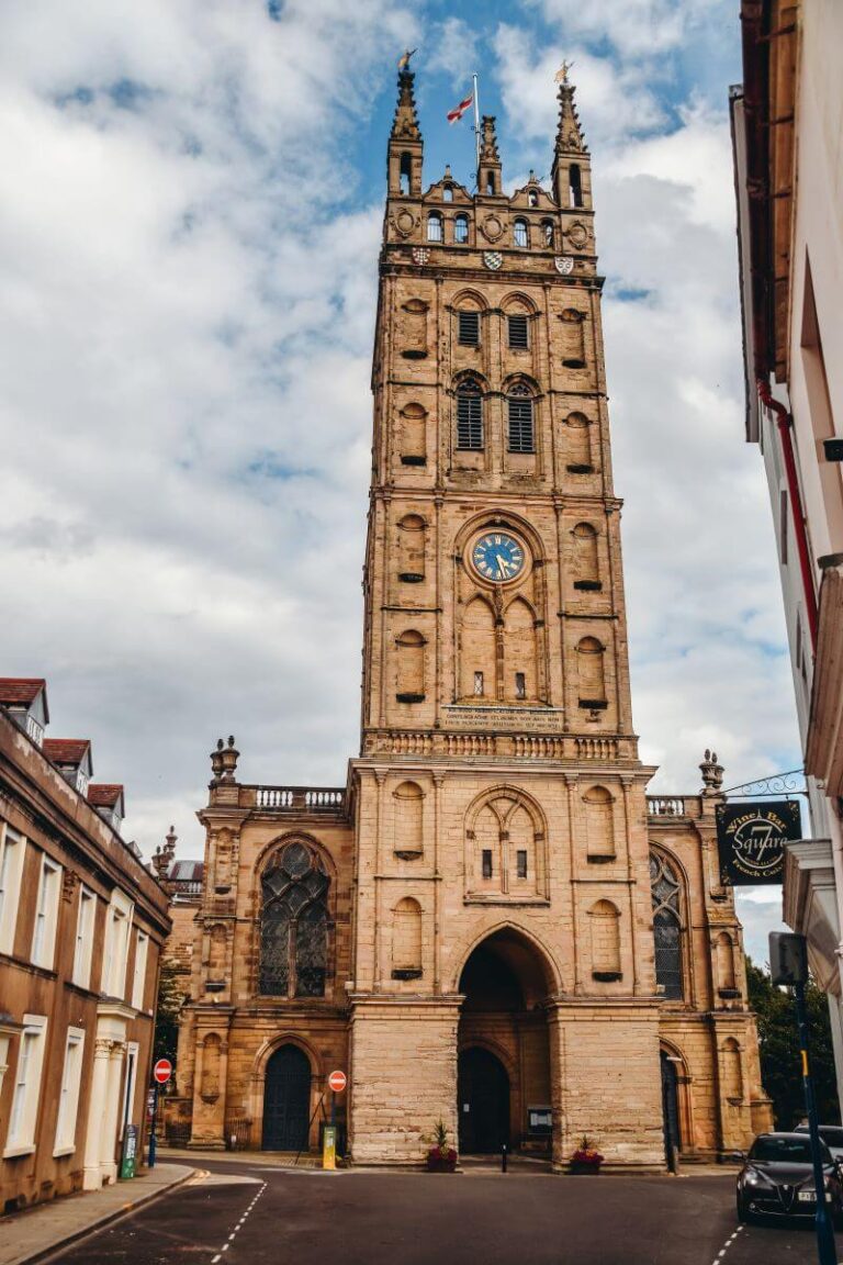 Beyond the Castle: A Guide to Wonderful things to do in Warwick