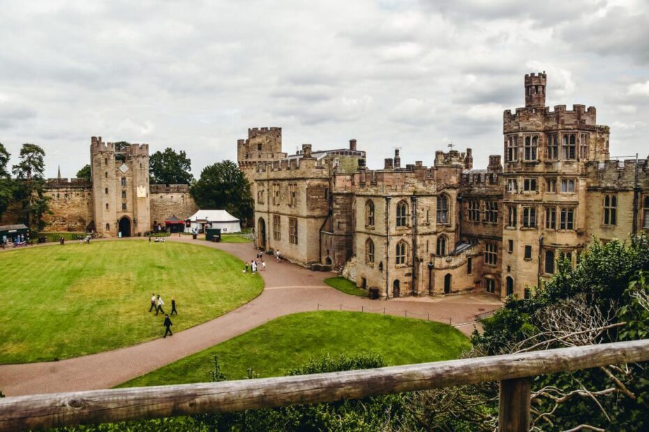 Beyond the Castle: A Guide to Wonderful things to do in Warwick