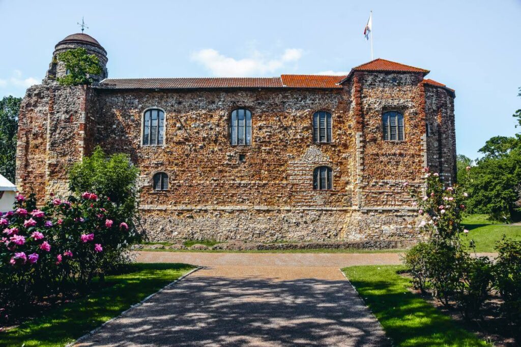 21 Best Castles in England That Will Take Your Breath Away!