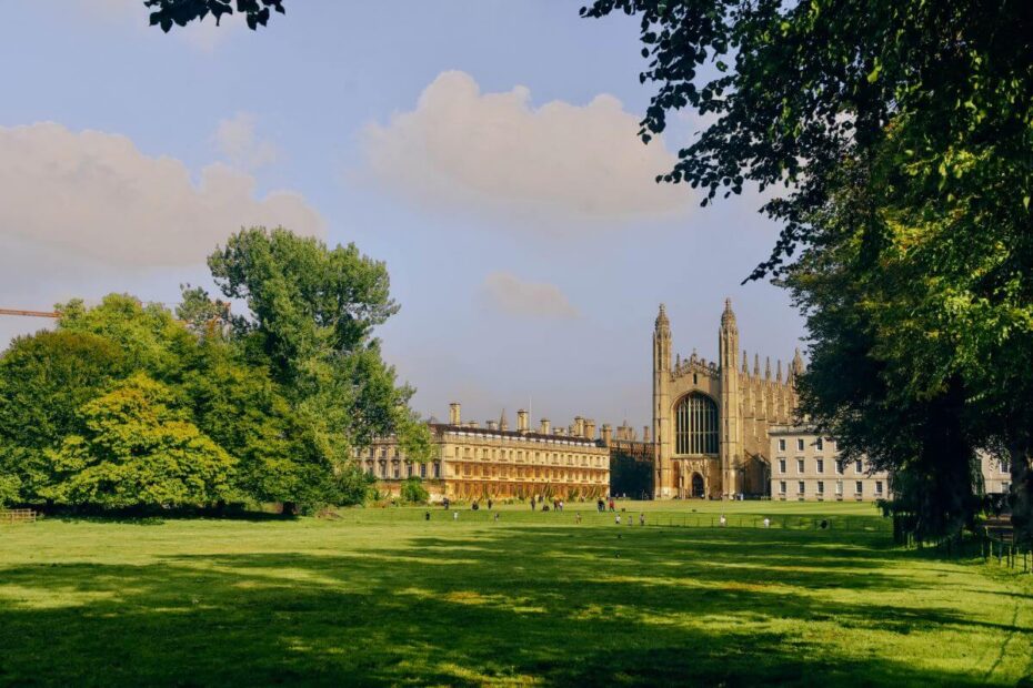 17 Gorgeous Places to Visit in Cambridge That Will Take Your Breath Away!