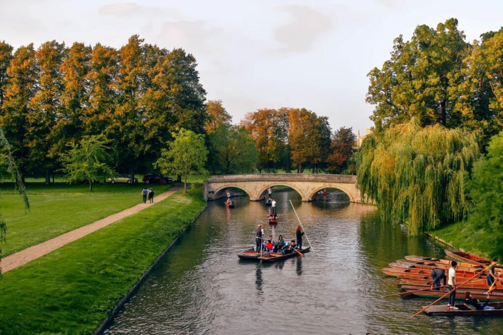 17 Gorgeous Places to Visit in Cambridge That Will Take Your Breath Away!