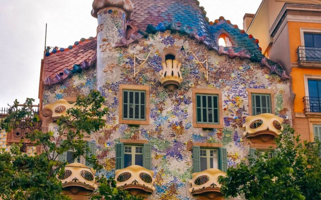 21 Famous landmarks in Barcelona you need to visit