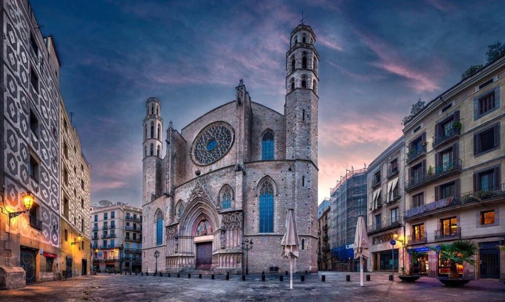 21 Famous landmarks in Barcelona you need to visit