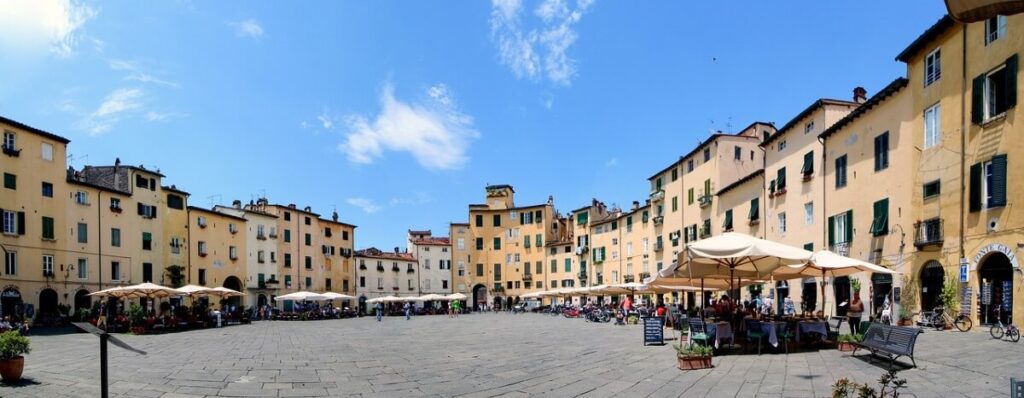 Dreaming of Italy? Explore 15 Piazzas in Italy & Live La Dolce Vita