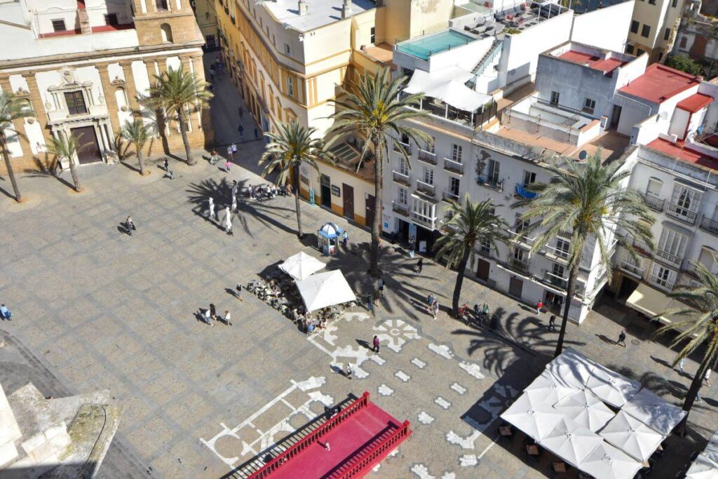 Discover Spain's Oldest City: 15 Unmissable Things to Do in Cadiz