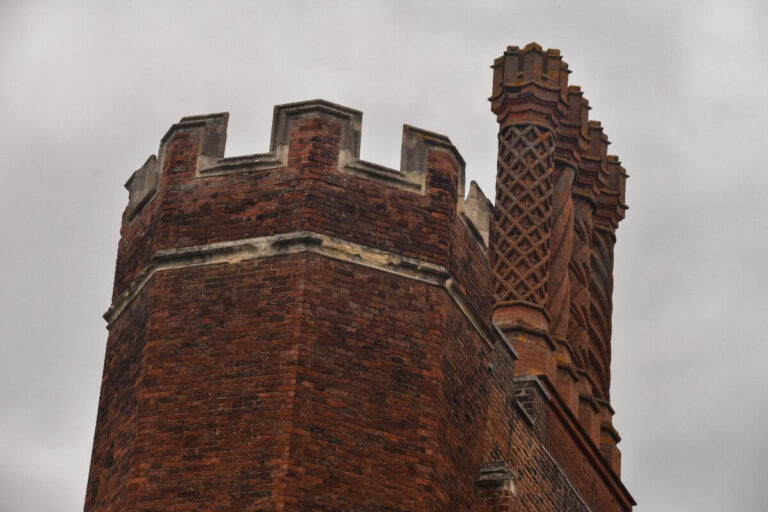 21 Hampton Court Palace Facts That Will Change How You See British ...